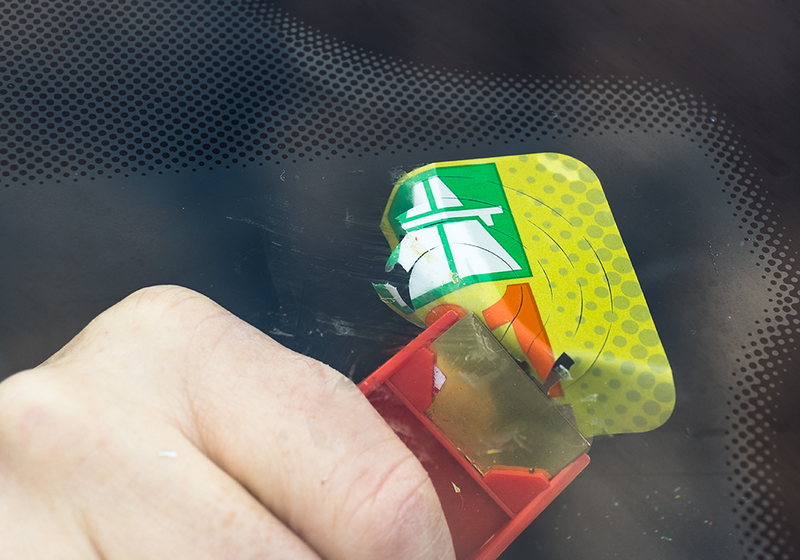How to Get Sticker Residue Off Glass: A No-Stress Guide | Stomp – Stomp ...