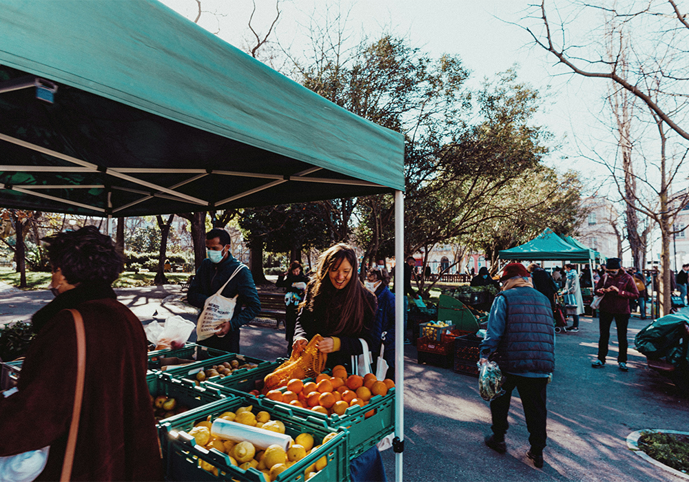 Spring Farmers Market Essentials for Small Businesses | Stomp Stickers